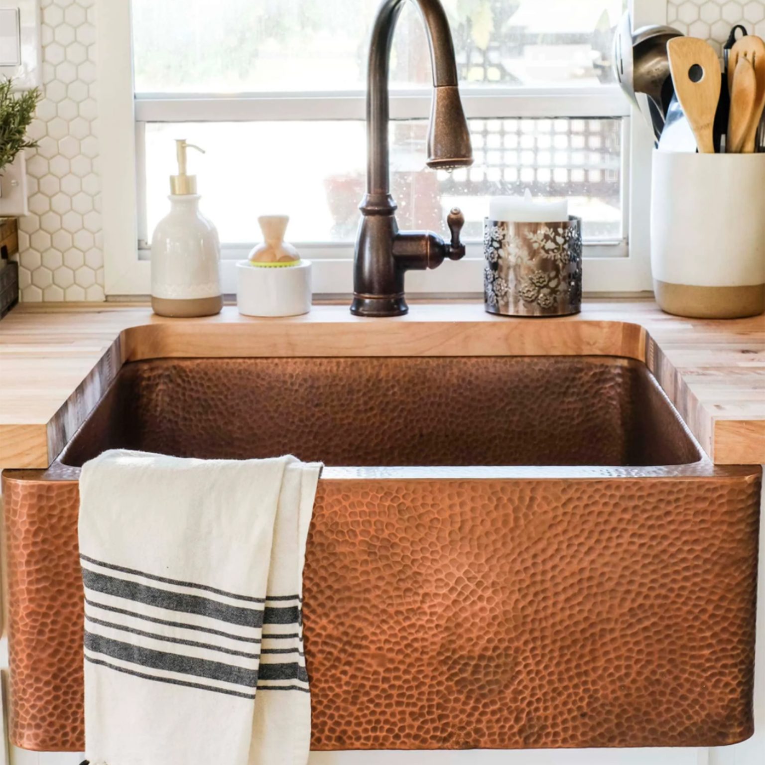Lange 25" Copper Farmhouse Sink - Sinkology